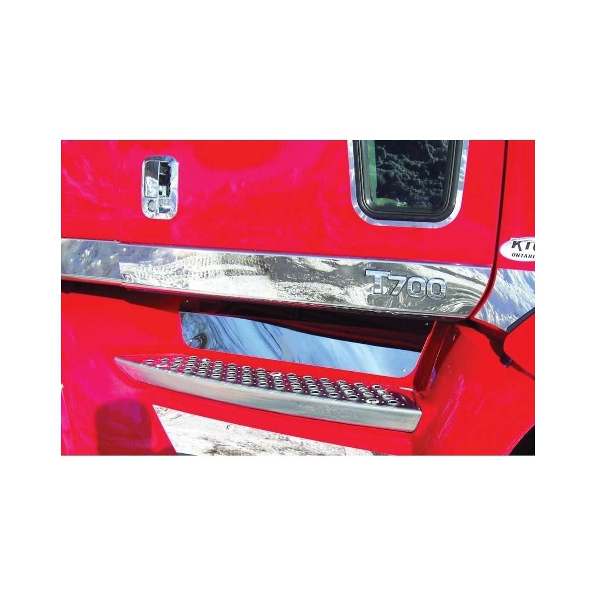 Exterior: Stainless Front Upper Step Kick Plate for Kenworth T700