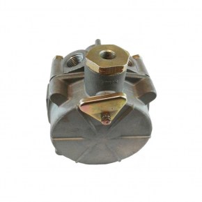 Relay Valves: R-8 Relay Spring and Service Brake Valve - 90 Degrees ...